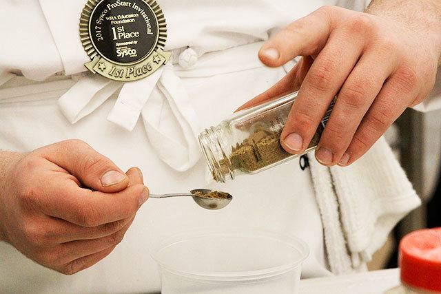 Oak Harbor culinary team regains state champ form | Whidbey News-Times