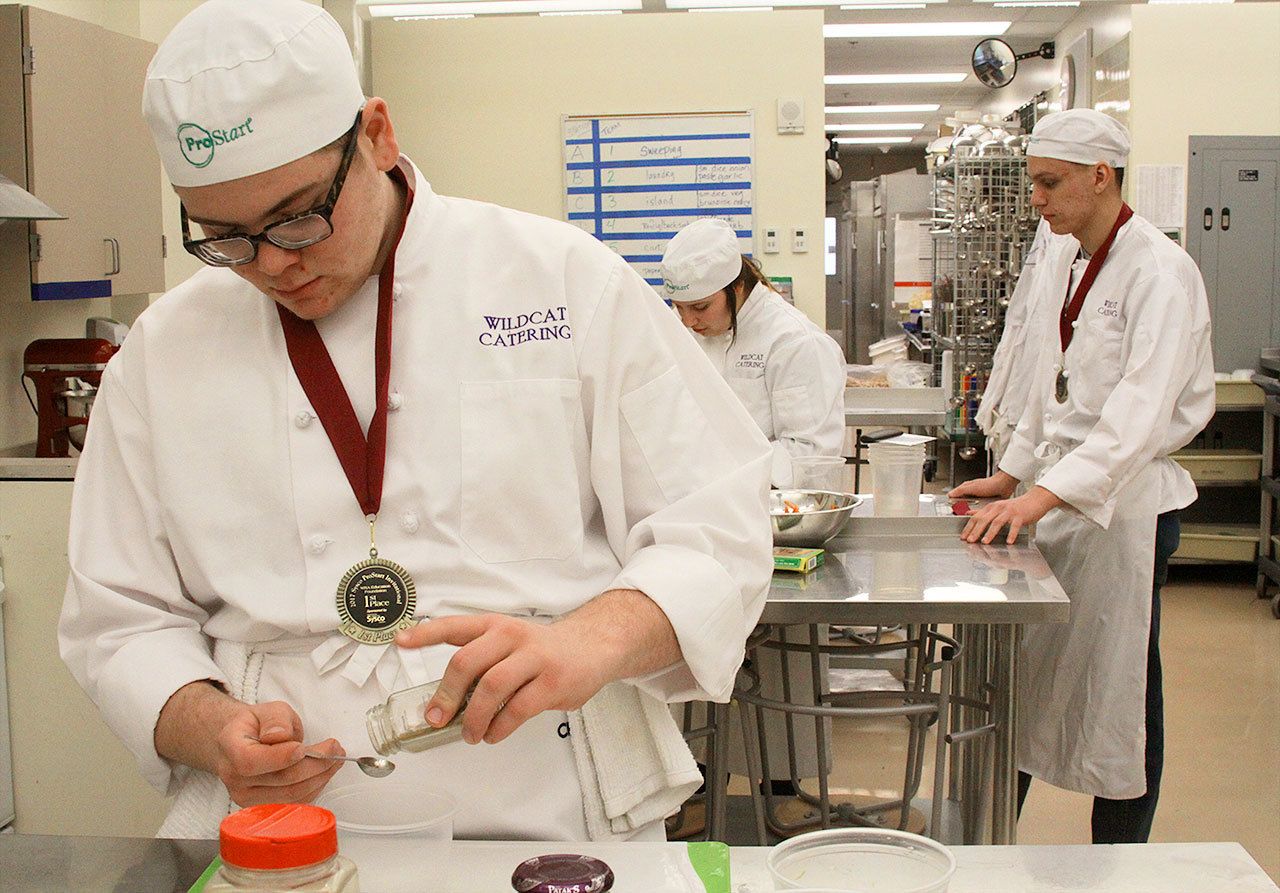 Oak Harbor culinary team regains state champ form | Whidbey News-Times