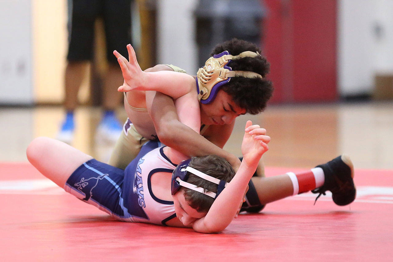 Oak Harbor loses twice / Wrestling | Whidbey News-Times