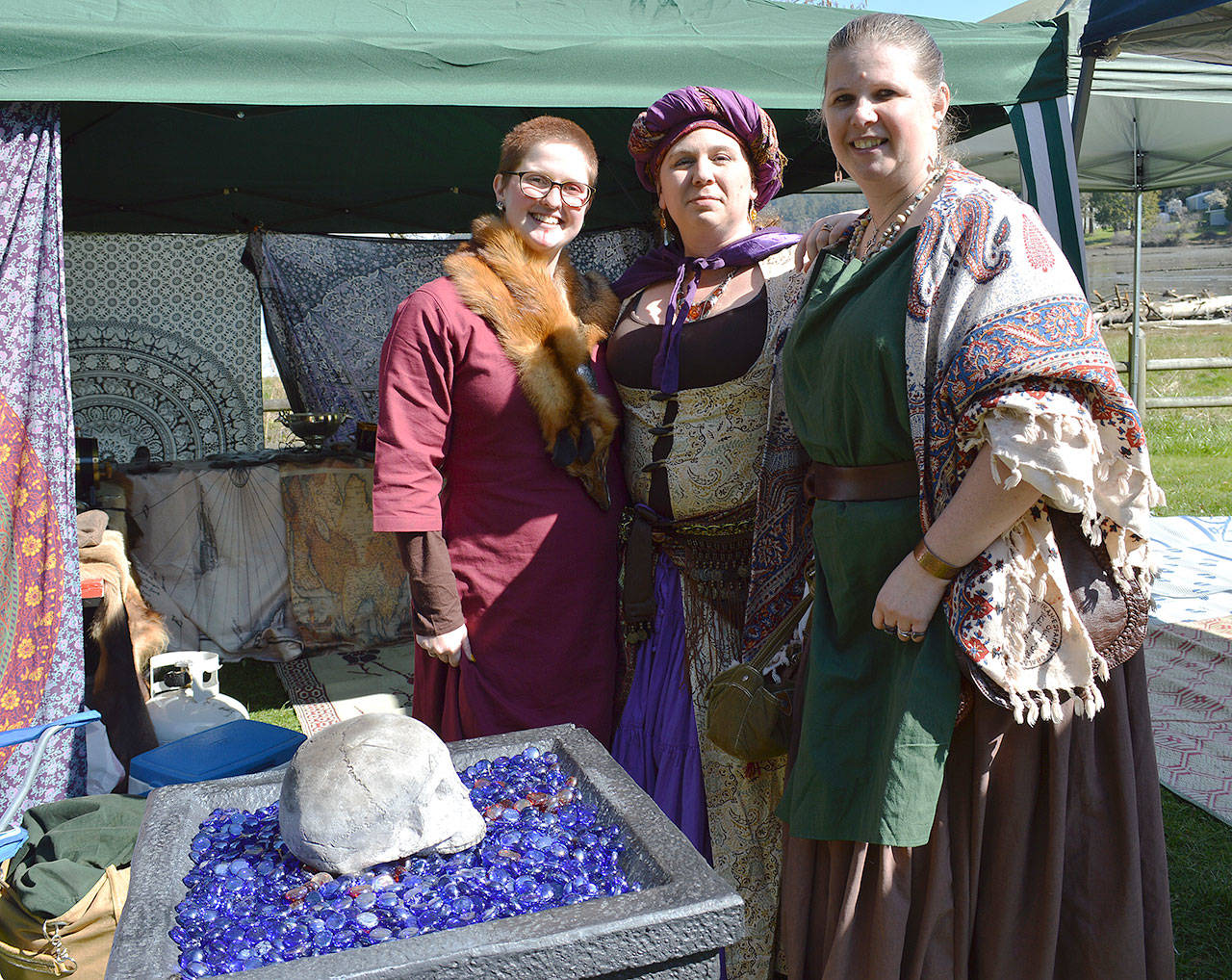 Knights battle monsters and more at Empire of Medieval Pursuits ‘Winter ...