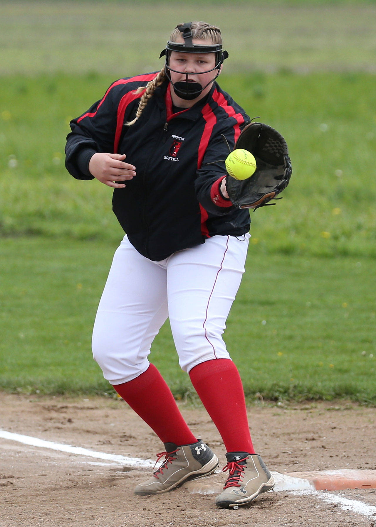 9-run 4th inning equals big win for Wolves / Softball | Whidbey News-Times