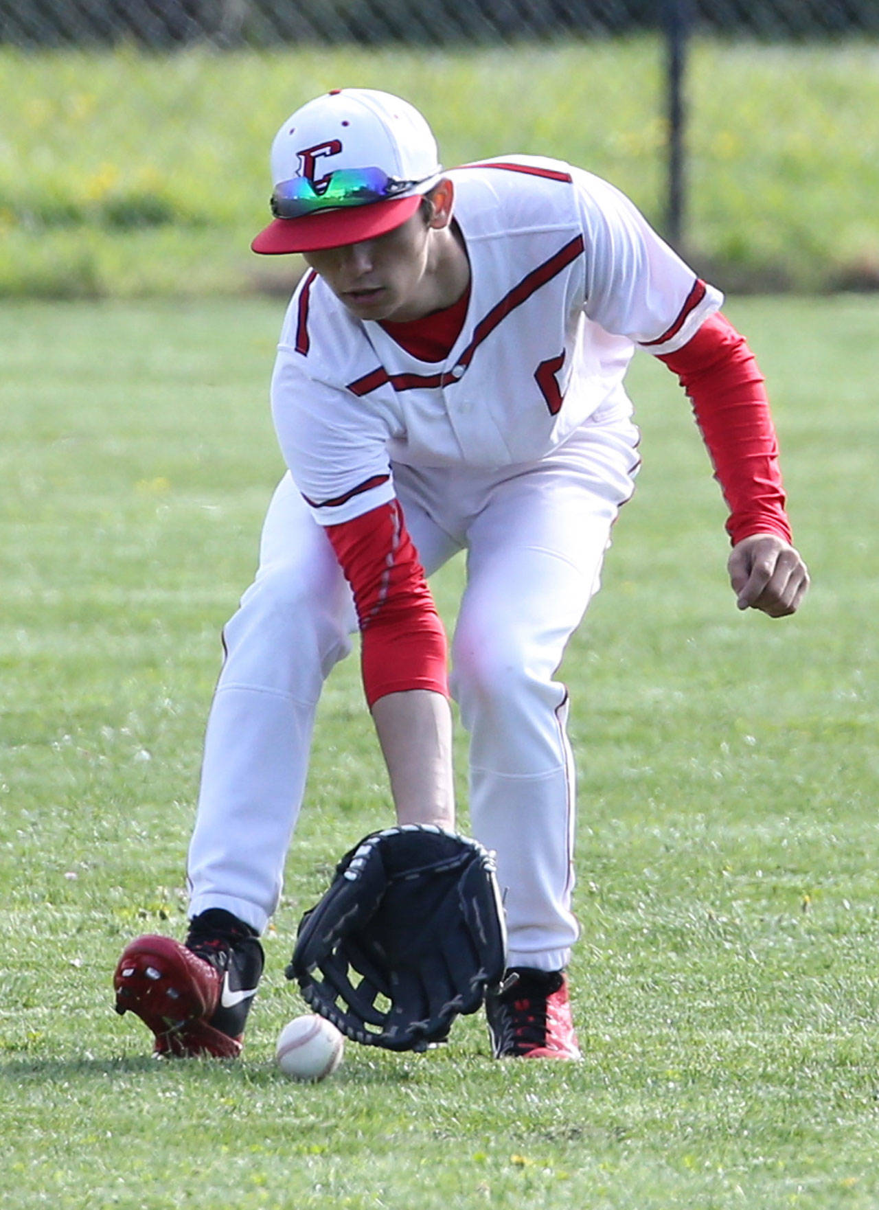 Wolves stun South Whidbey / Baseball | Whidbey News-Times
