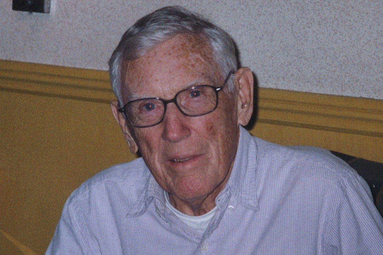 Daniel M. Esterly: Oct. 8, 1924 - May 11, 2019 | Whidbey News-Times