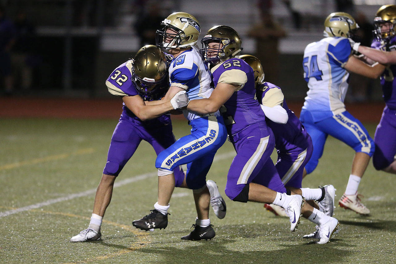 Oak Harbor begins new era with win / Football | Whidbey News-Times