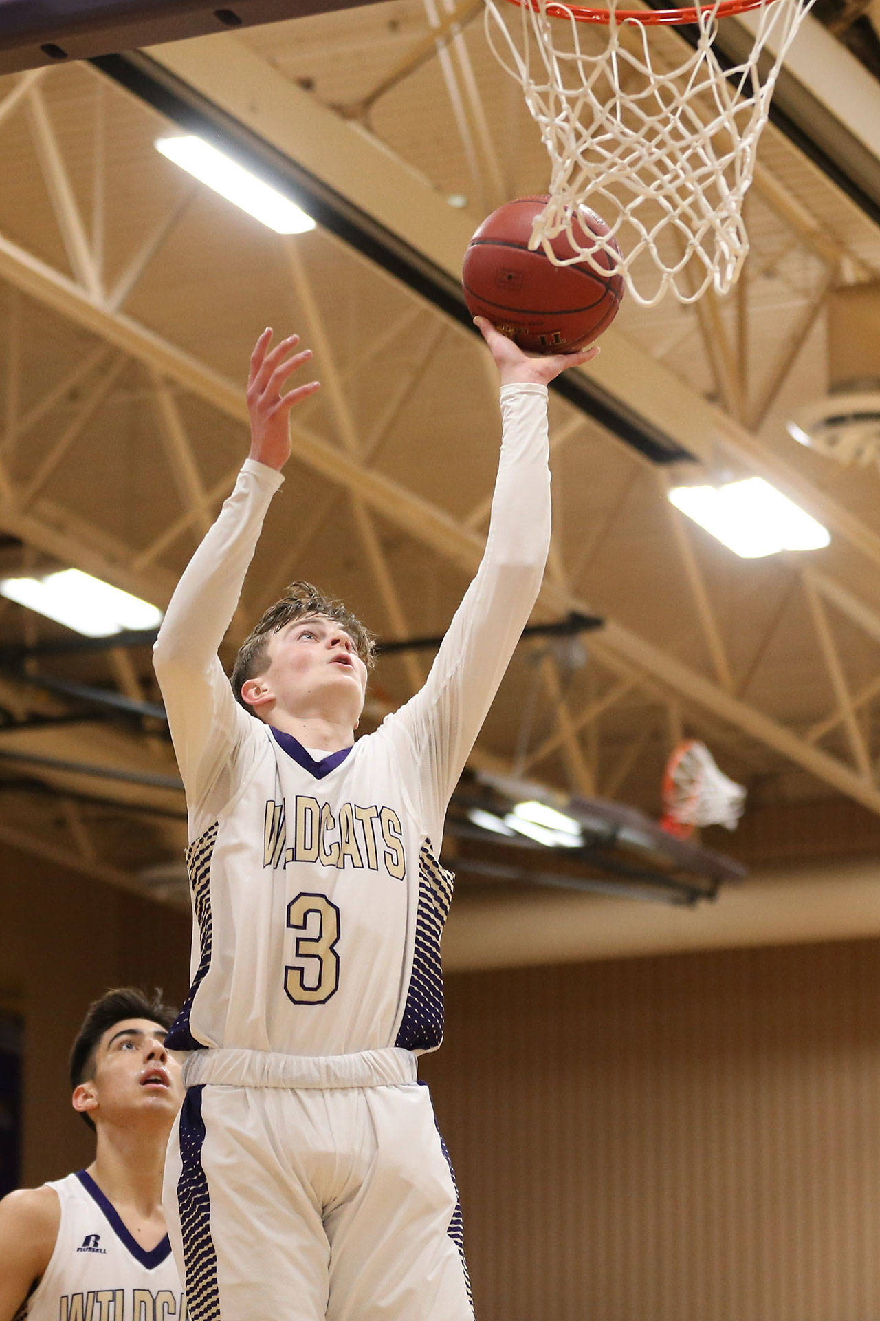 Undefeated South Whidbey withstands Wildcats’ rallies / Boys basketball ...