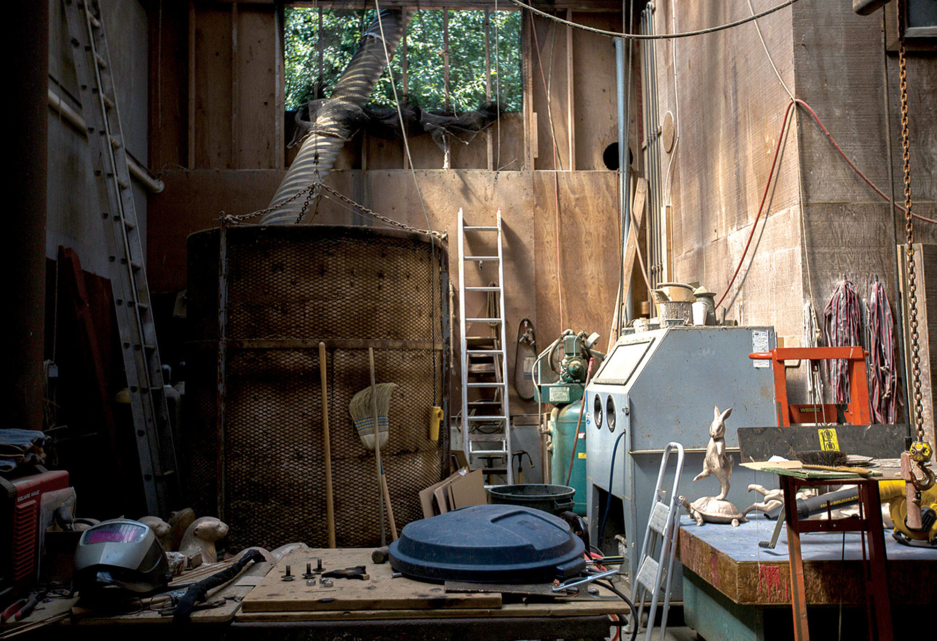 Whidbey’s Georgia Gerber creates iconic shapes in bronze | Whidbey News ...