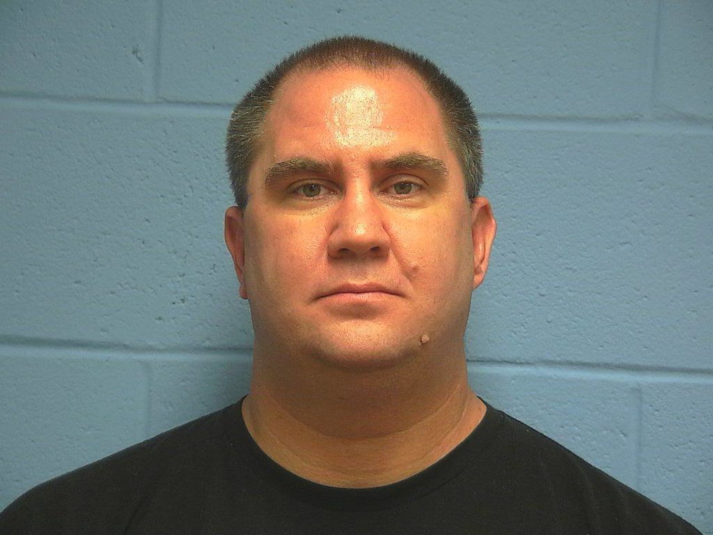 Accused child molester wanted on $100K warrant | Whidbey News-Times