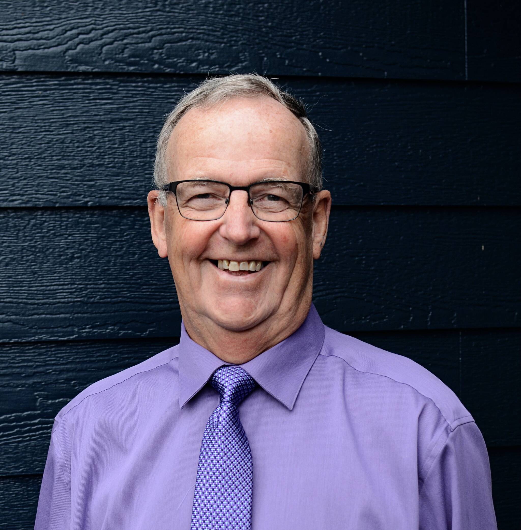 Coaches hall of fame honors Oak Harbor’s Matzen | Whidbey News-Times