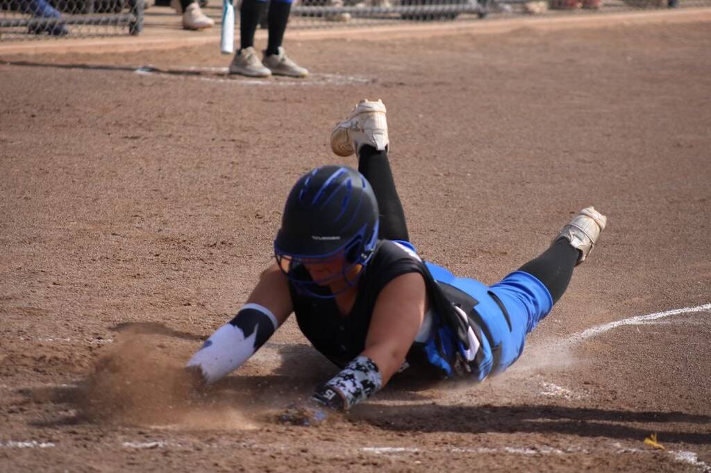 Vipers softball team adds second team as season nears | Whidbey News-Times