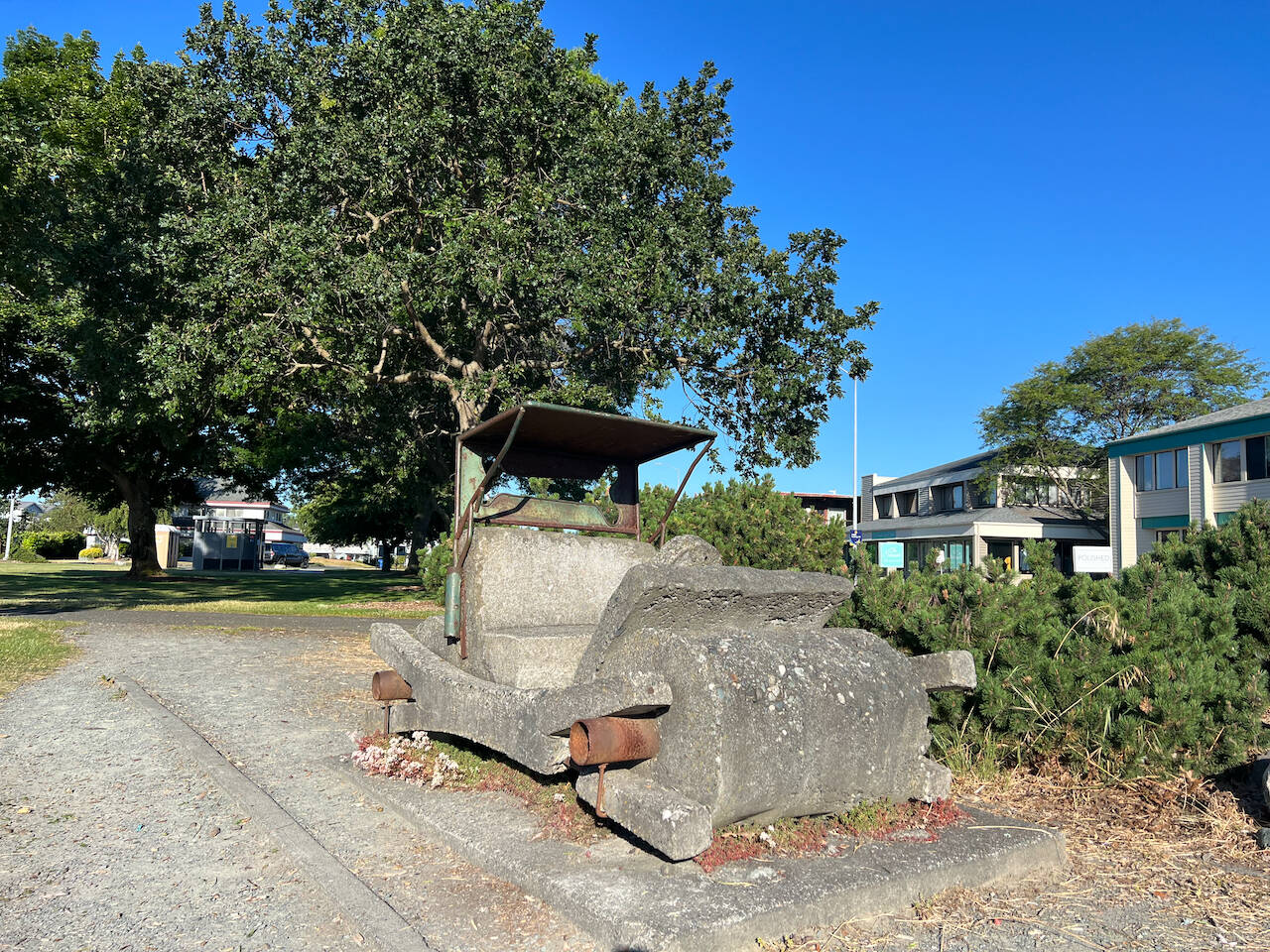 Oak Harbor’s Flintstone car to be nominated for National Historic ...