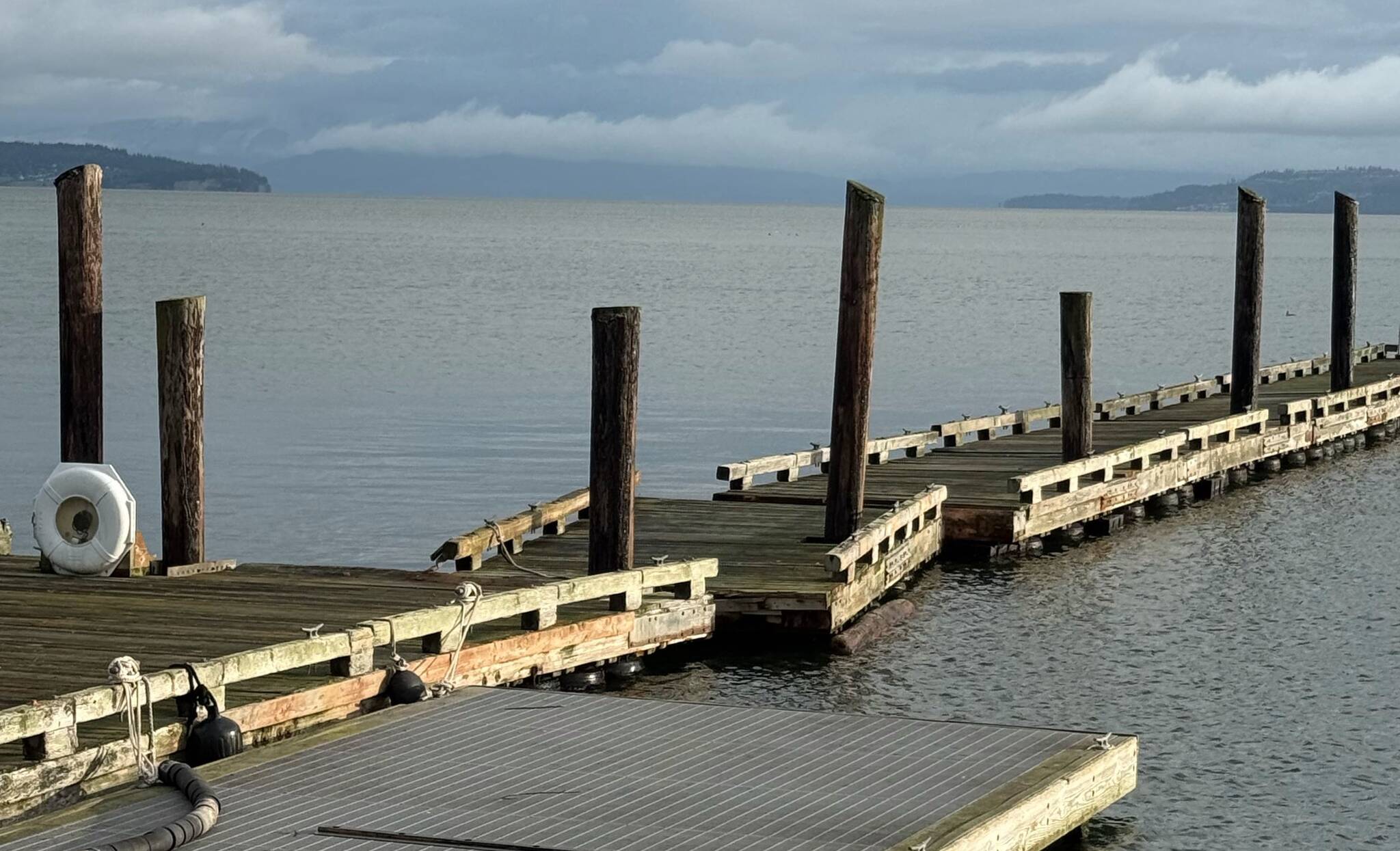 Wharf’s dock closed after storm damage | Whidbey News-Times