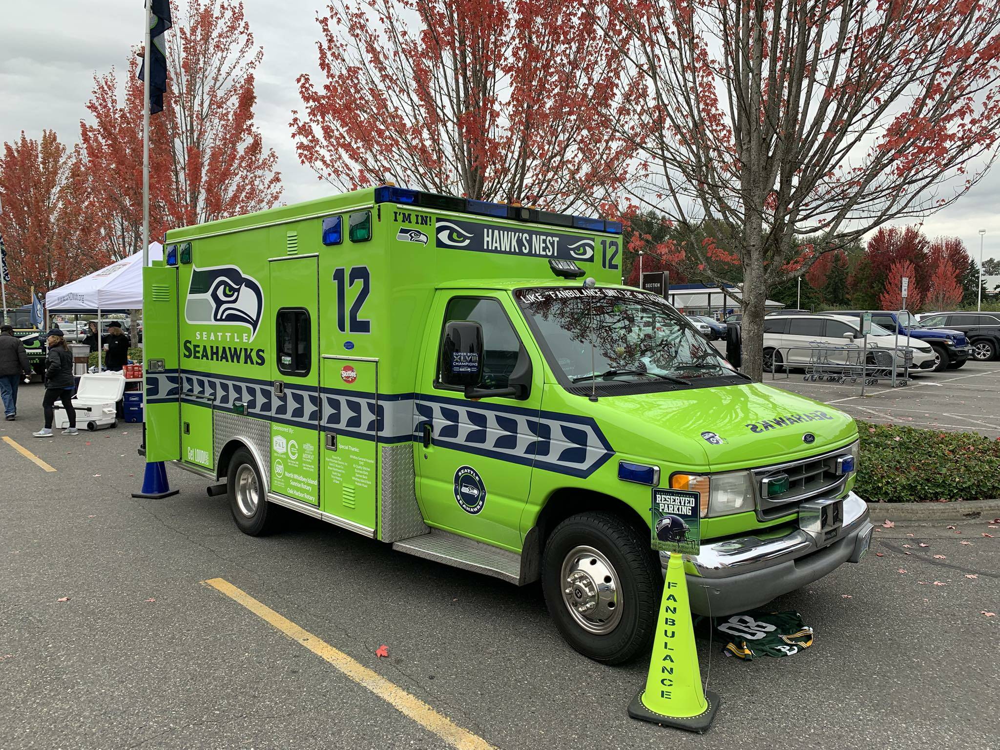 Fanbulance spreads Seahawk spirit | Whidbey News-Times